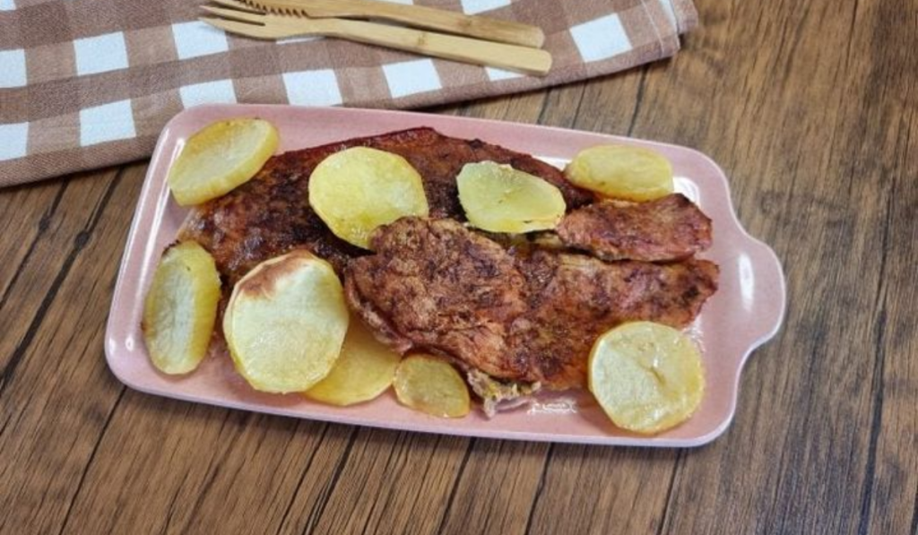 Pernil assado com batatas - Receitas Maravilhosa