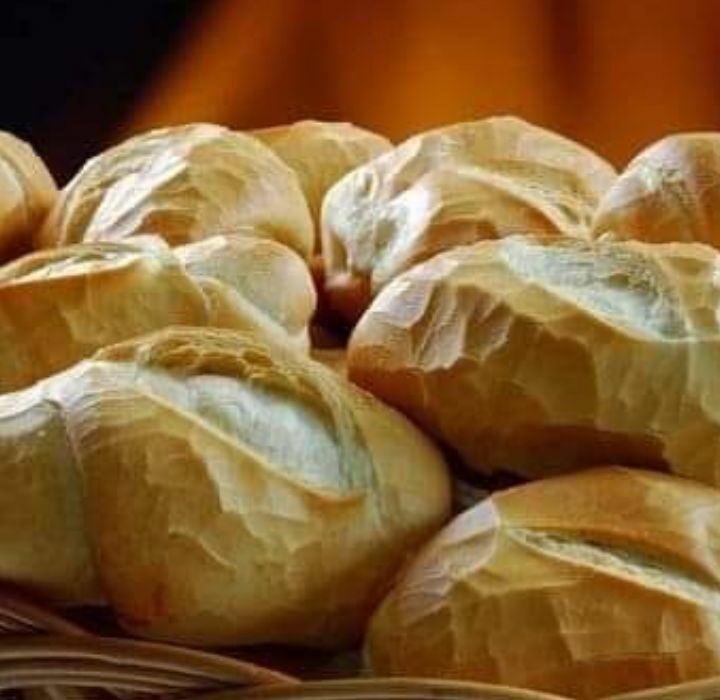 Como Preparar um Delicioso Pão Francês Caseiro Como Preparar um Delicioso Pão Francês Caseiro