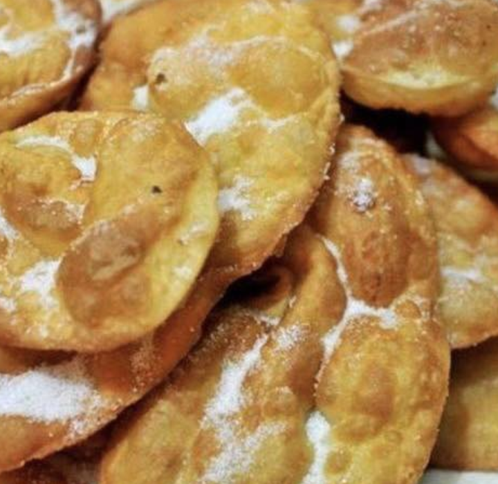 Delícia Portuguesa: Aprenda a Fazer Filhoses em Casa